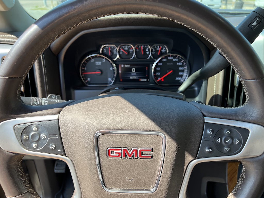 2015 GMC Sierra SLT 2500 HD 4x4 » AutoWise Inc. (613) 544-1550