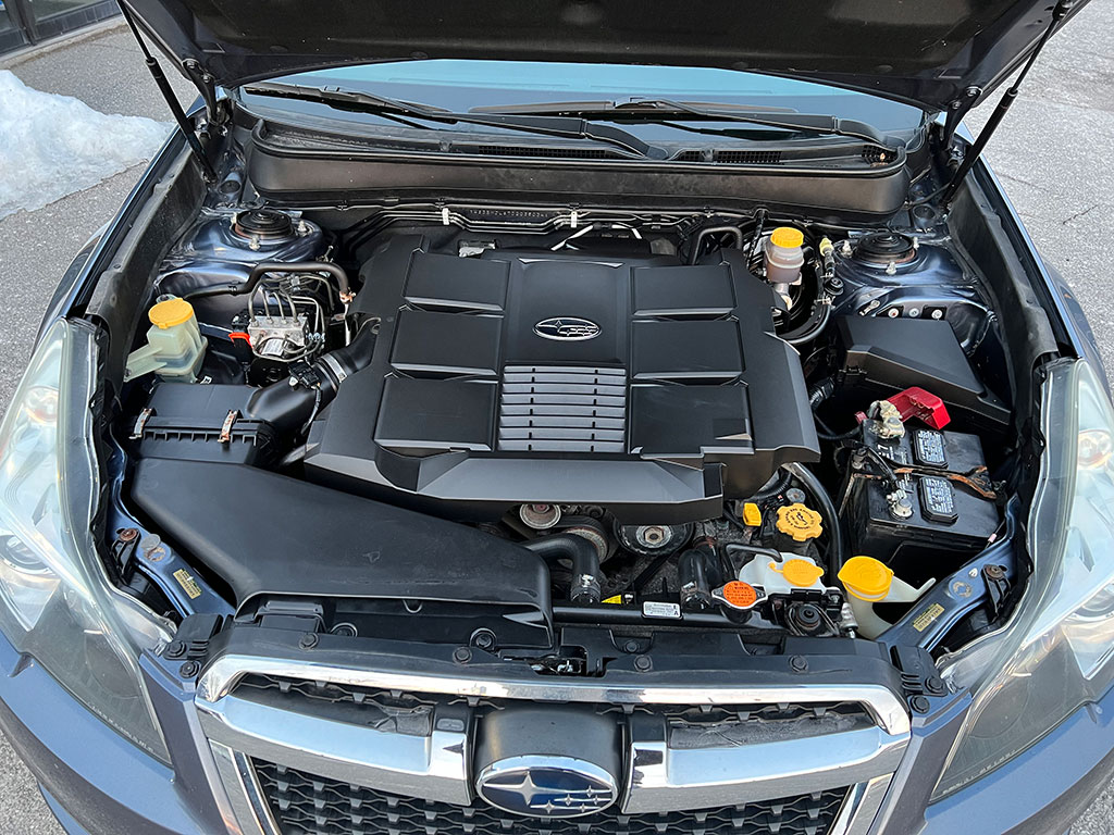 2013 Subaru Legacy 3.6R Limited » AutoWise Inc. (613) 544-1550