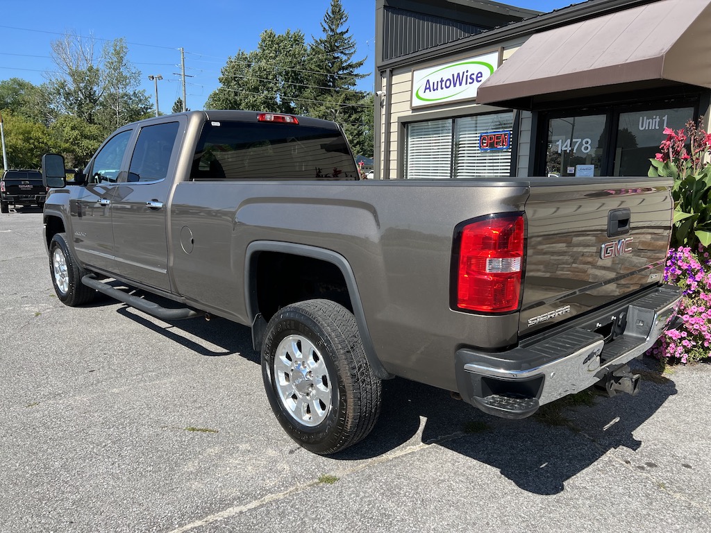 2015 GMC Sierra SLT 2500 HD 4x4 » AutoWise Inc. (613) 544-1550