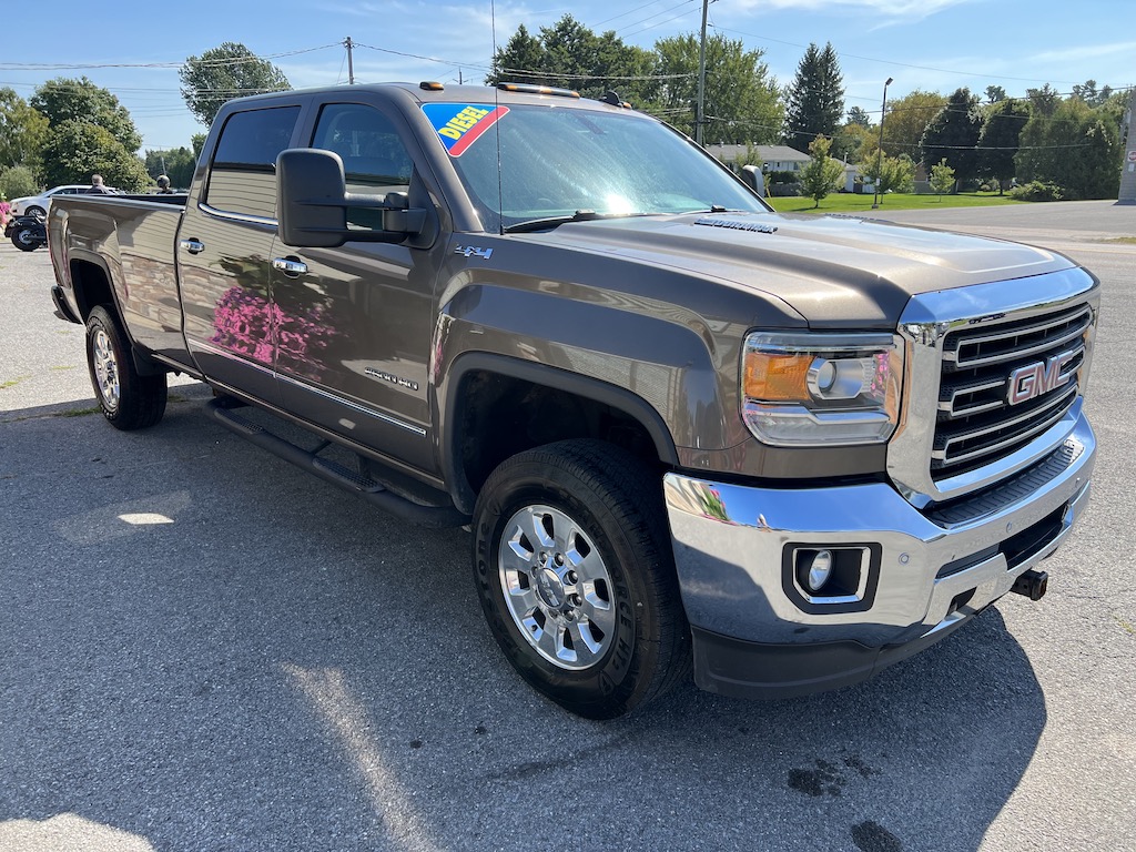 2015 GMC Sierra SLT 2500 HD 4x4 » AutoWise Inc. (613) 544-1550