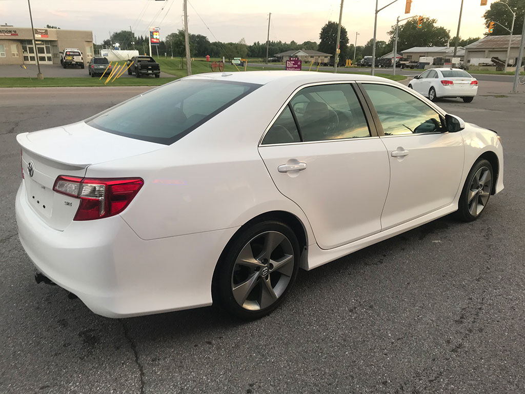 2014 Toyota Camry SE » AutoWise Inc. (613) 544-1550