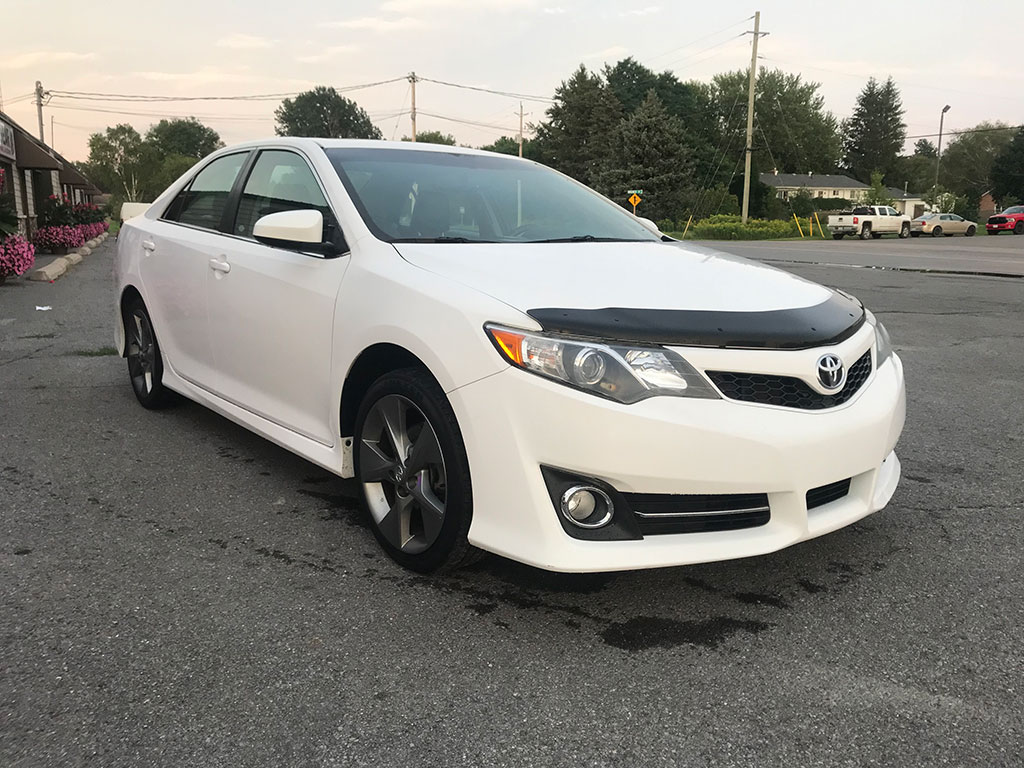 2014 Toyota Camry SE » AutoWise Inc. (613) 544-1550